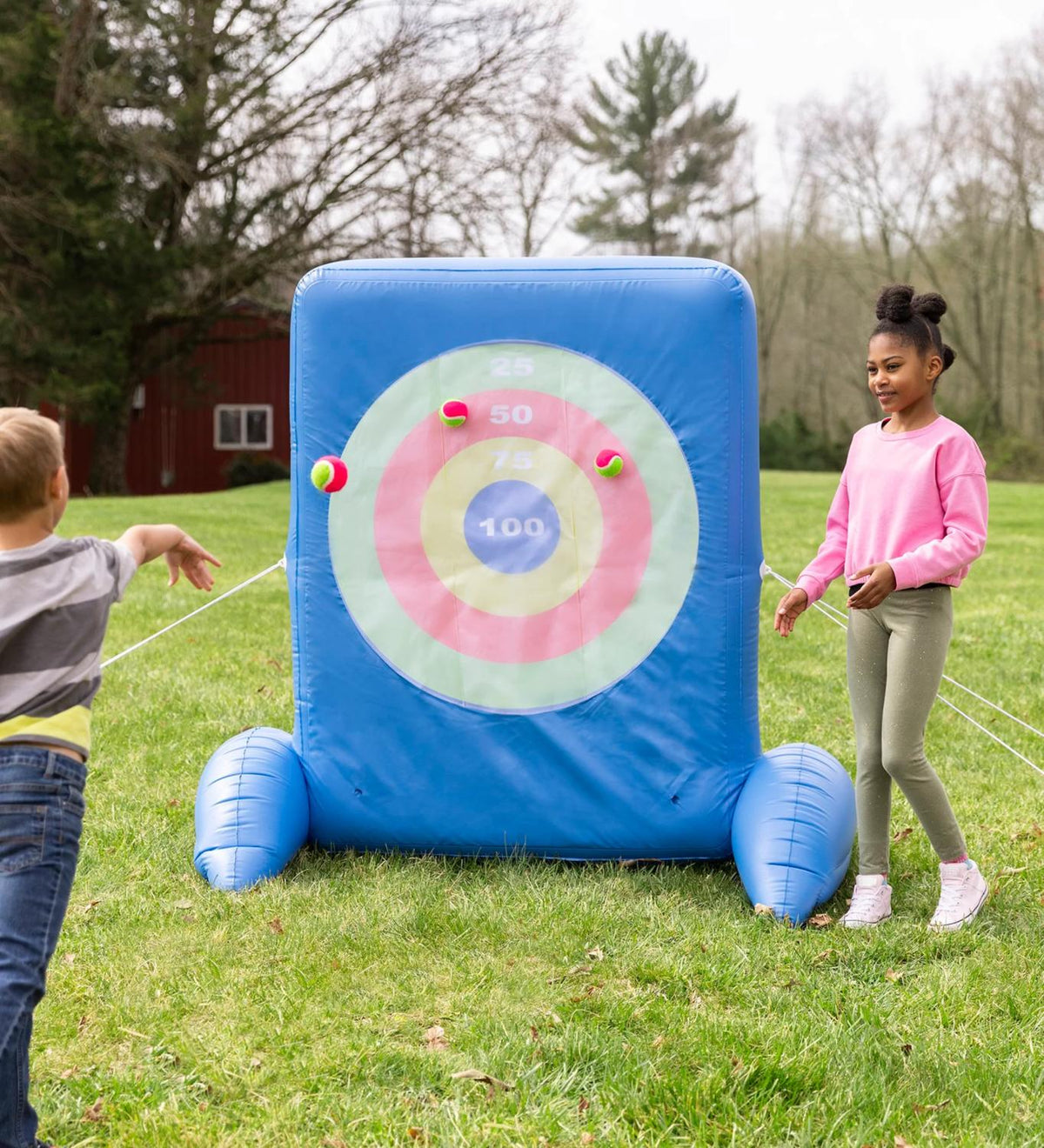 INFLATABLE AXE THROWING – jaZams